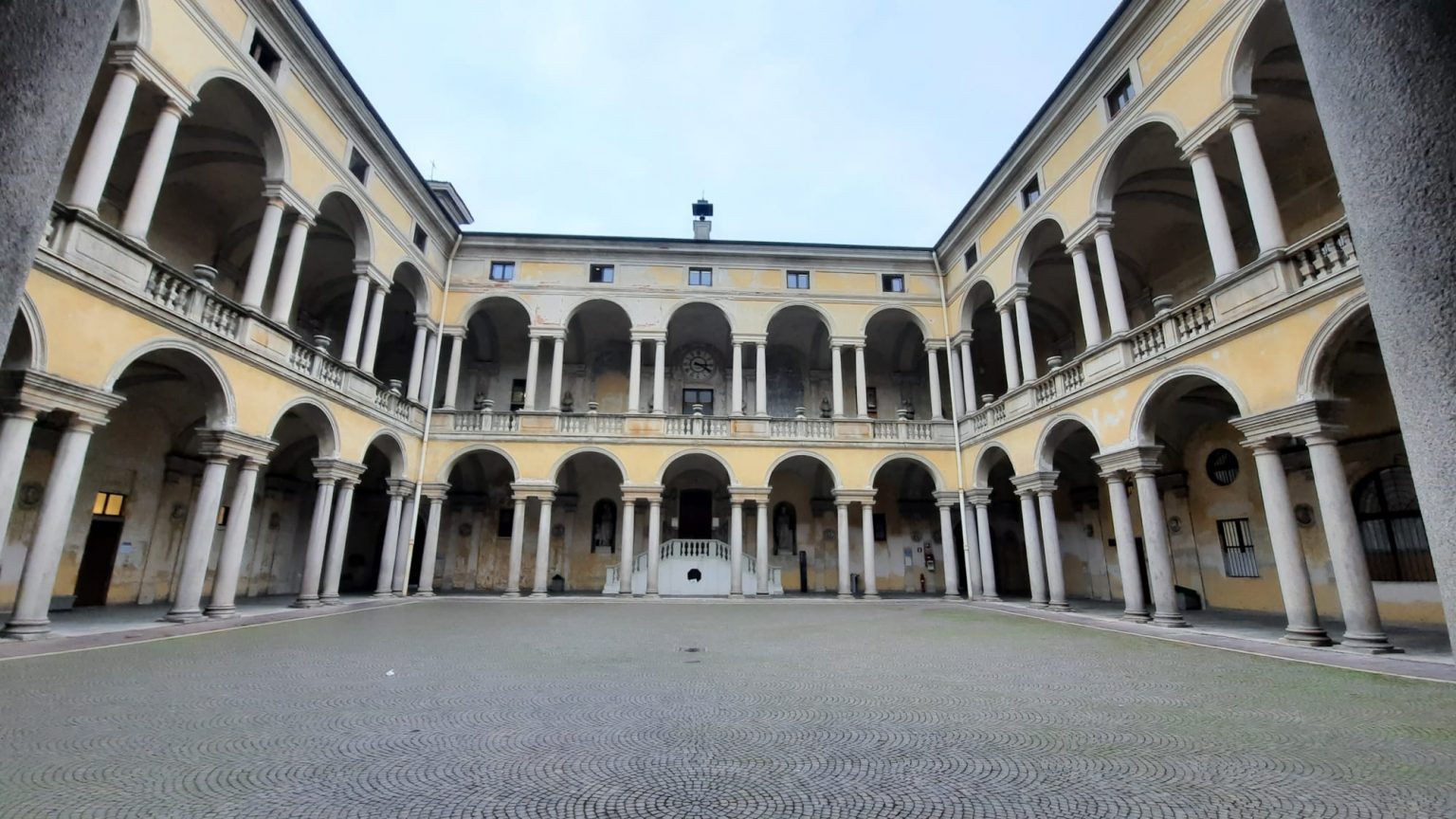 Novara punta a diventare capitale dell’ecoendoscopia: al Maggiore il ...