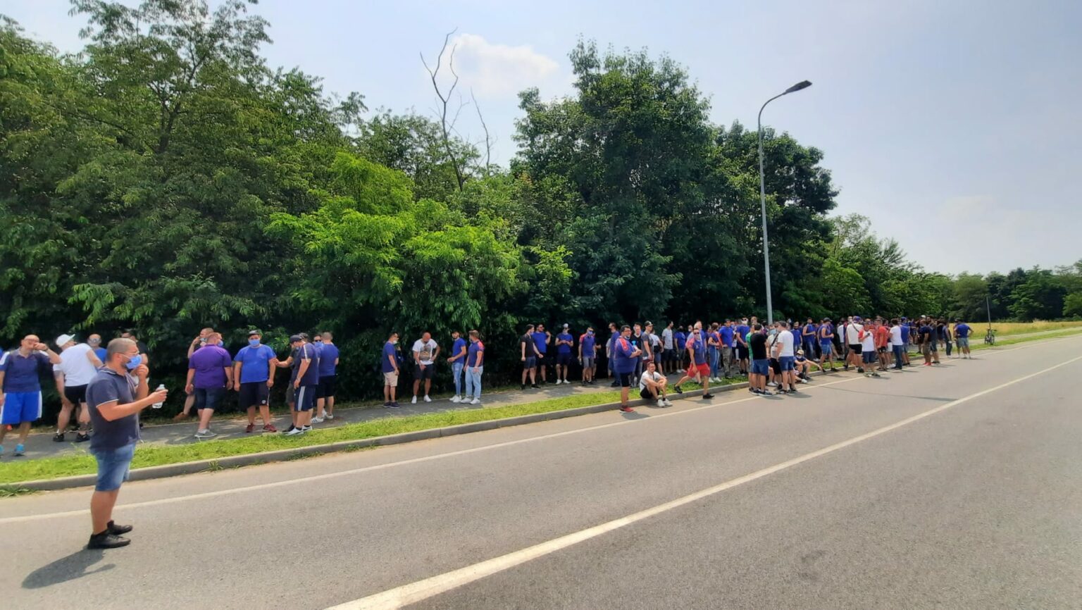 Sciopero totale alla Leonardo di Cameri: «Premio produzione dimezzato e ...