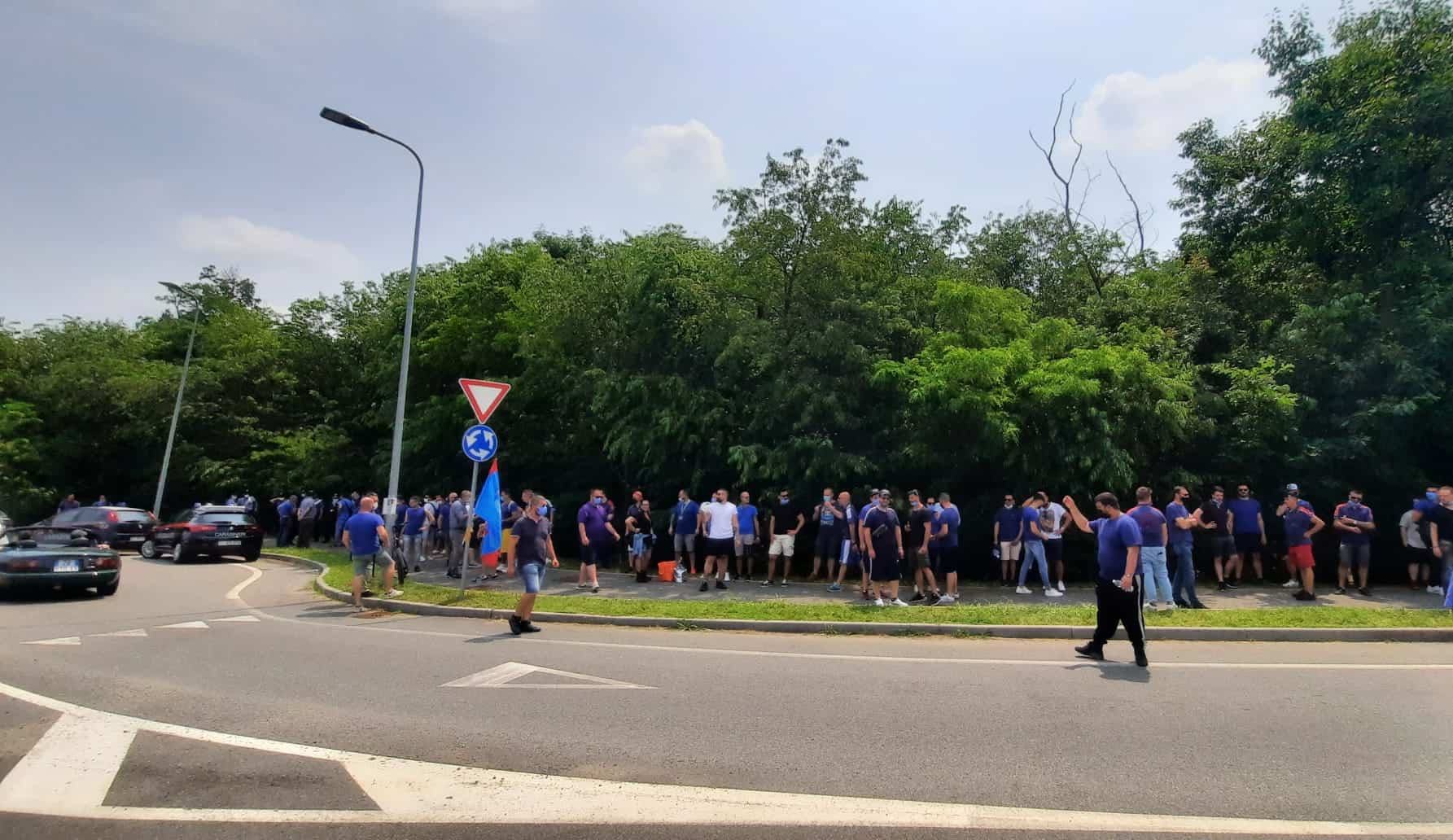 Sciopero totale alla Leonardo di Cameri: «Premio produzione dimezzato e ...